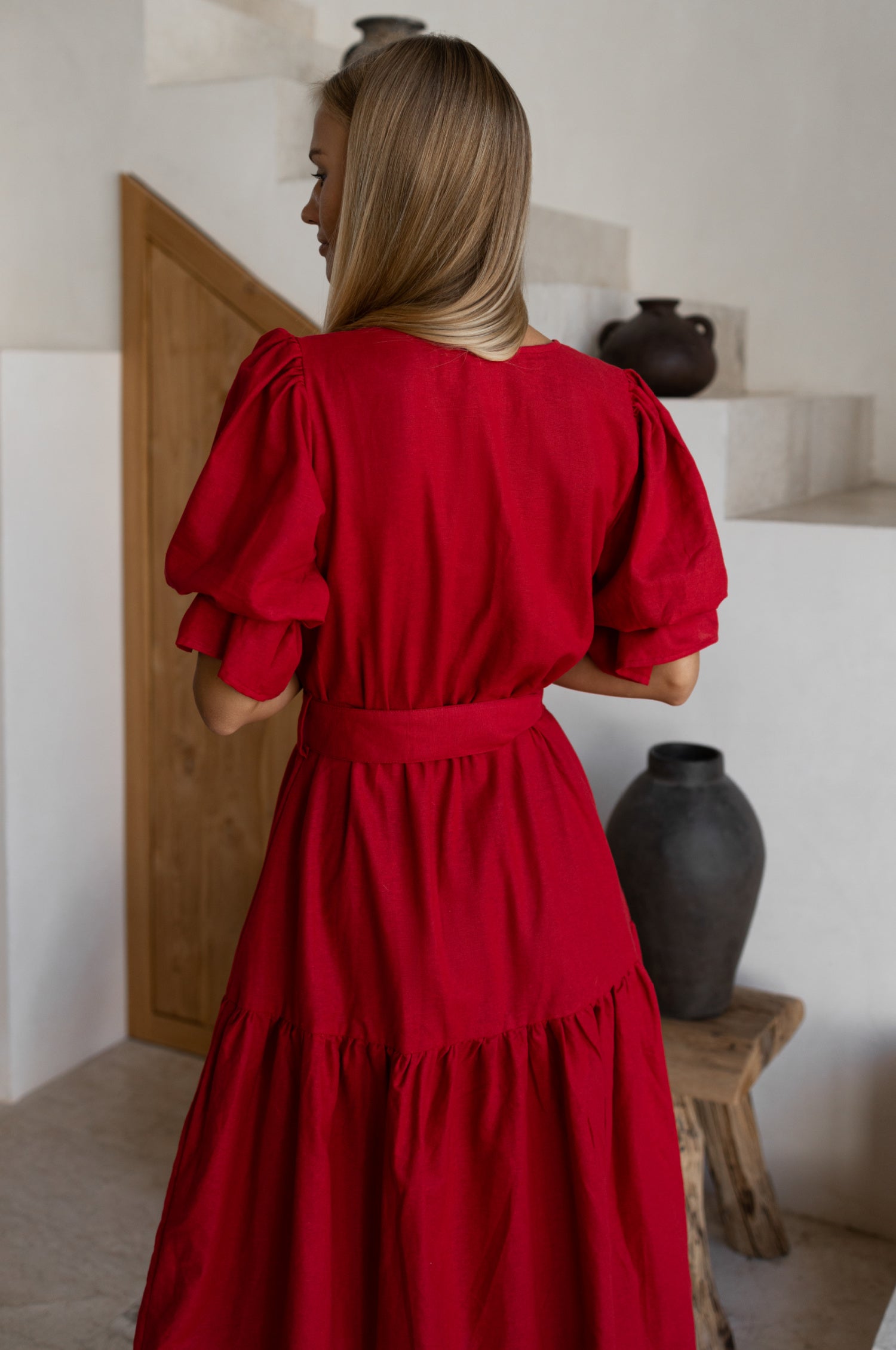 Peony. Red midi dress in organic linen with ruffled gathered sleeves – ELF